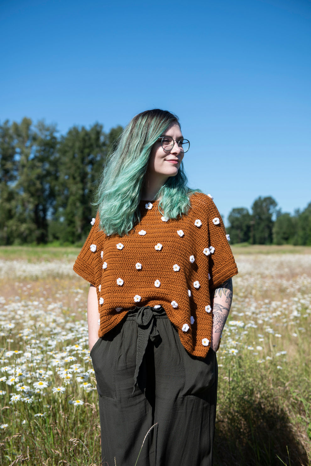 Crochet Pattern: The Daisy Chain Tee – Made by Hailey Bailey